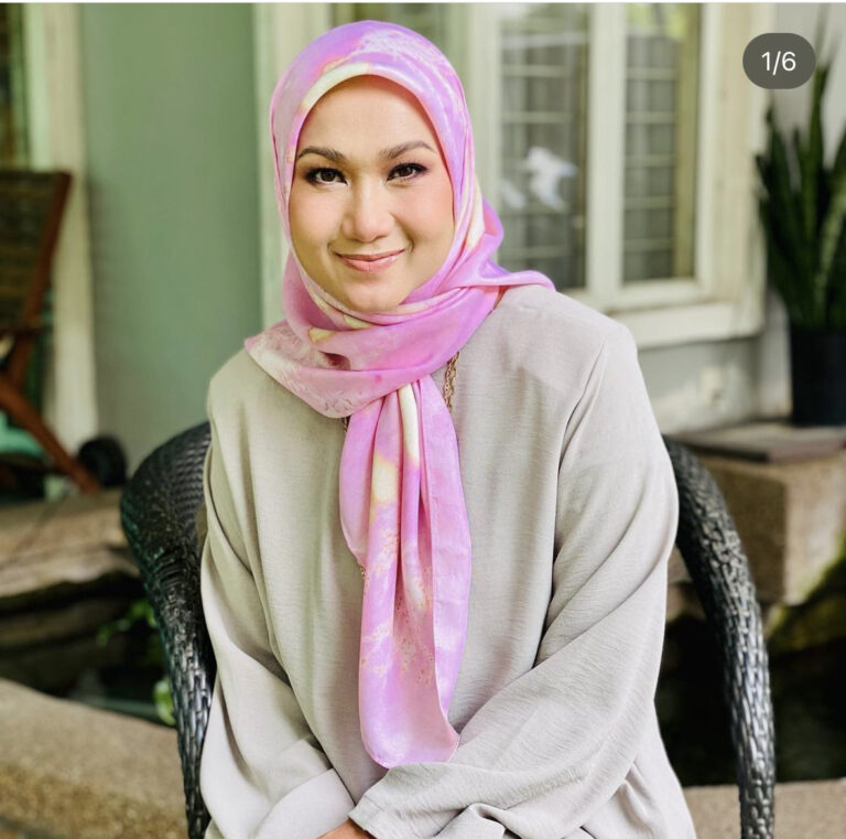 “Tak pernah jadi permaisuri tapi pernah jadi puteri”- Netizen - Oh Puyu